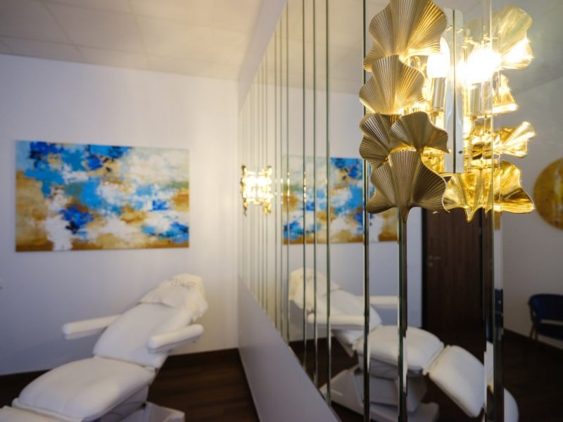 Galerija - REVÙ CLINIC